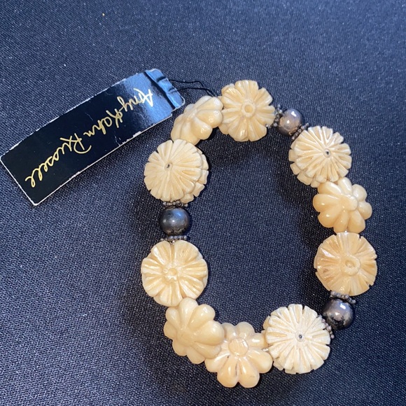 amy kahn Russell | Jewelry | Amy Kahn Russell Carved Bone Sterling ...